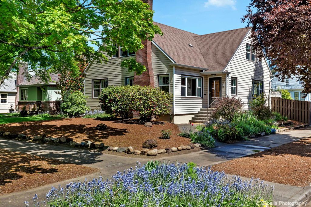 CHARMING CAPE COD WITH ADU POTENTIAL | Portland Real Estate