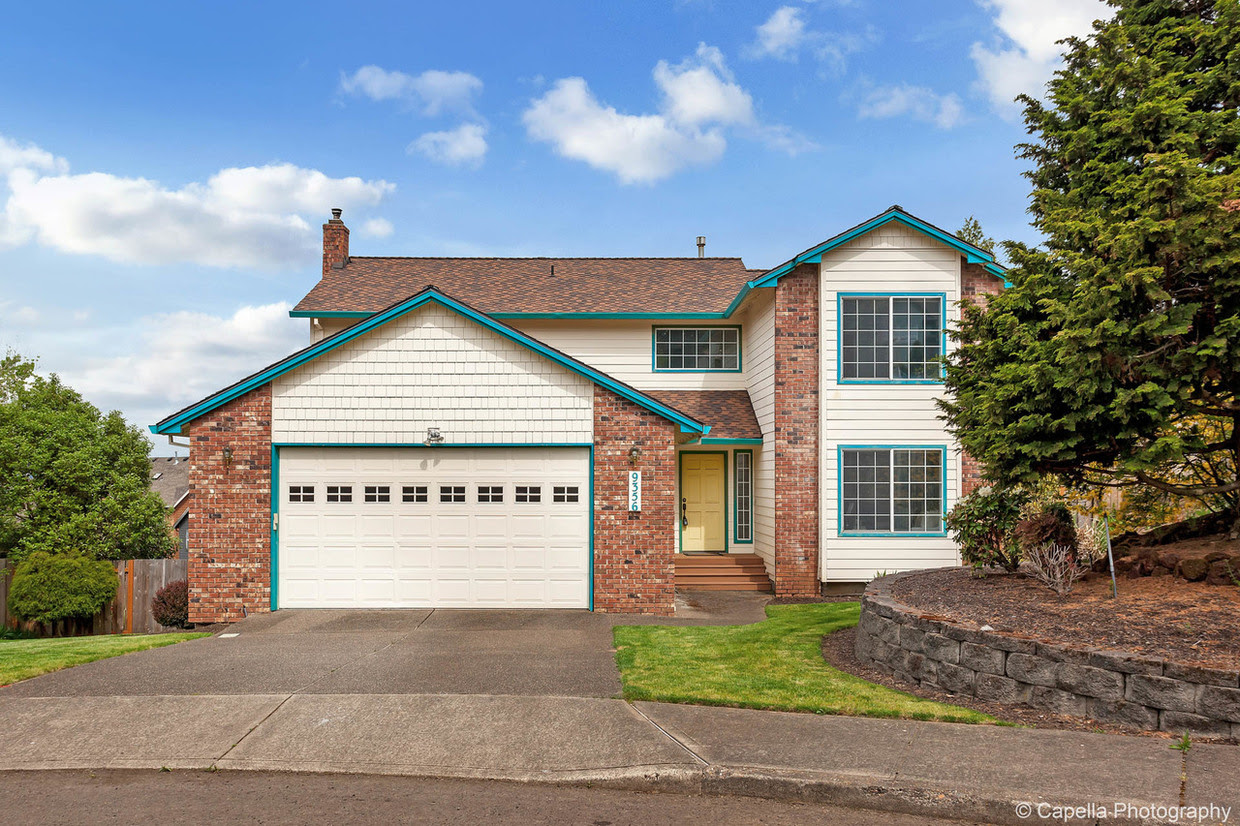 HAPPIEST HOME IN THE VALLEY!