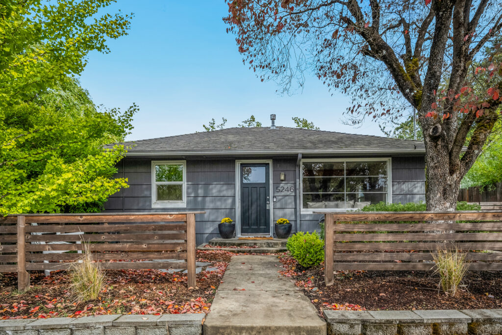 Just Listed: Alberta Ranch with Detached ADU! - Living Room Realty